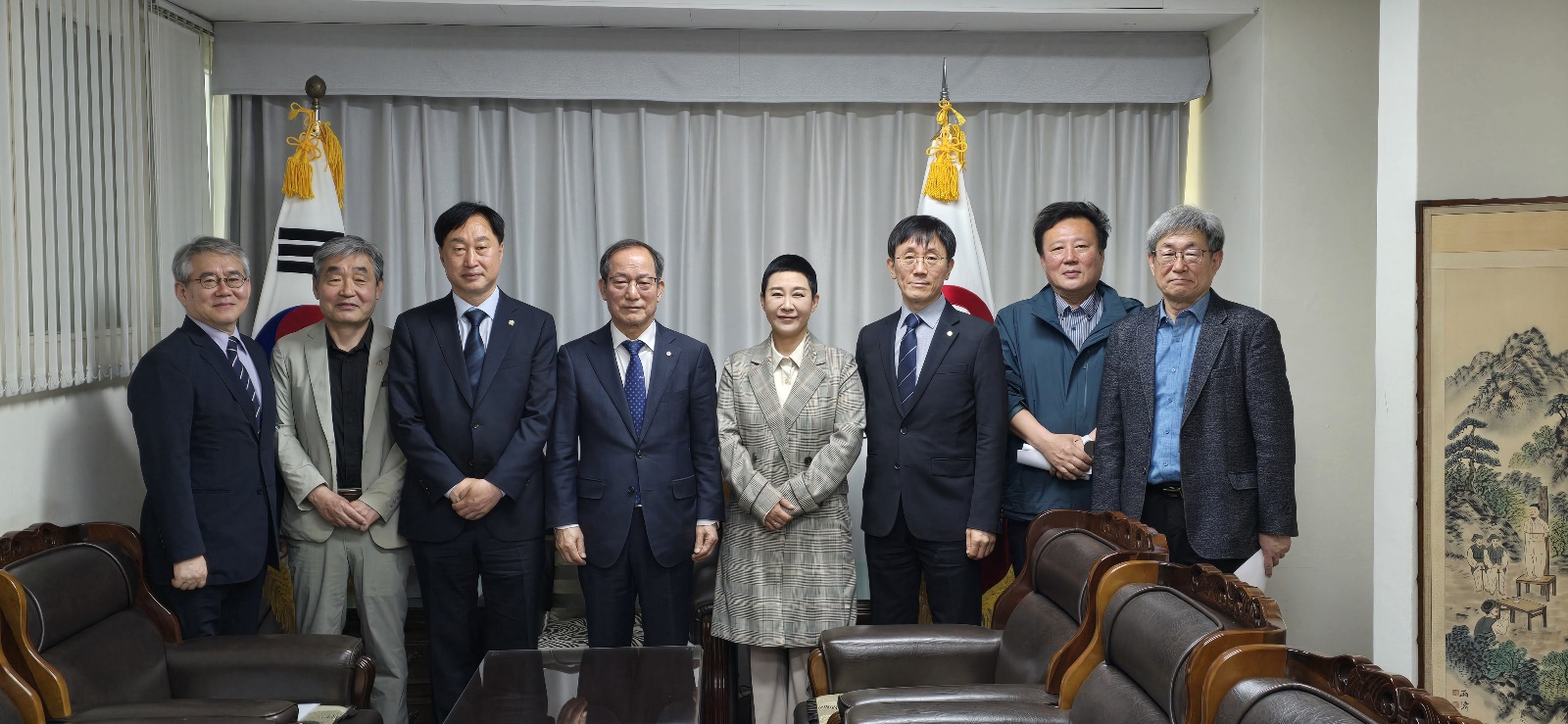 김준혁 의원, 김재원 의원, 천도교 예방… 동학 · 천도교 역사 복원과 국가적 지원 논의 > 뉴스 | 천도교신문